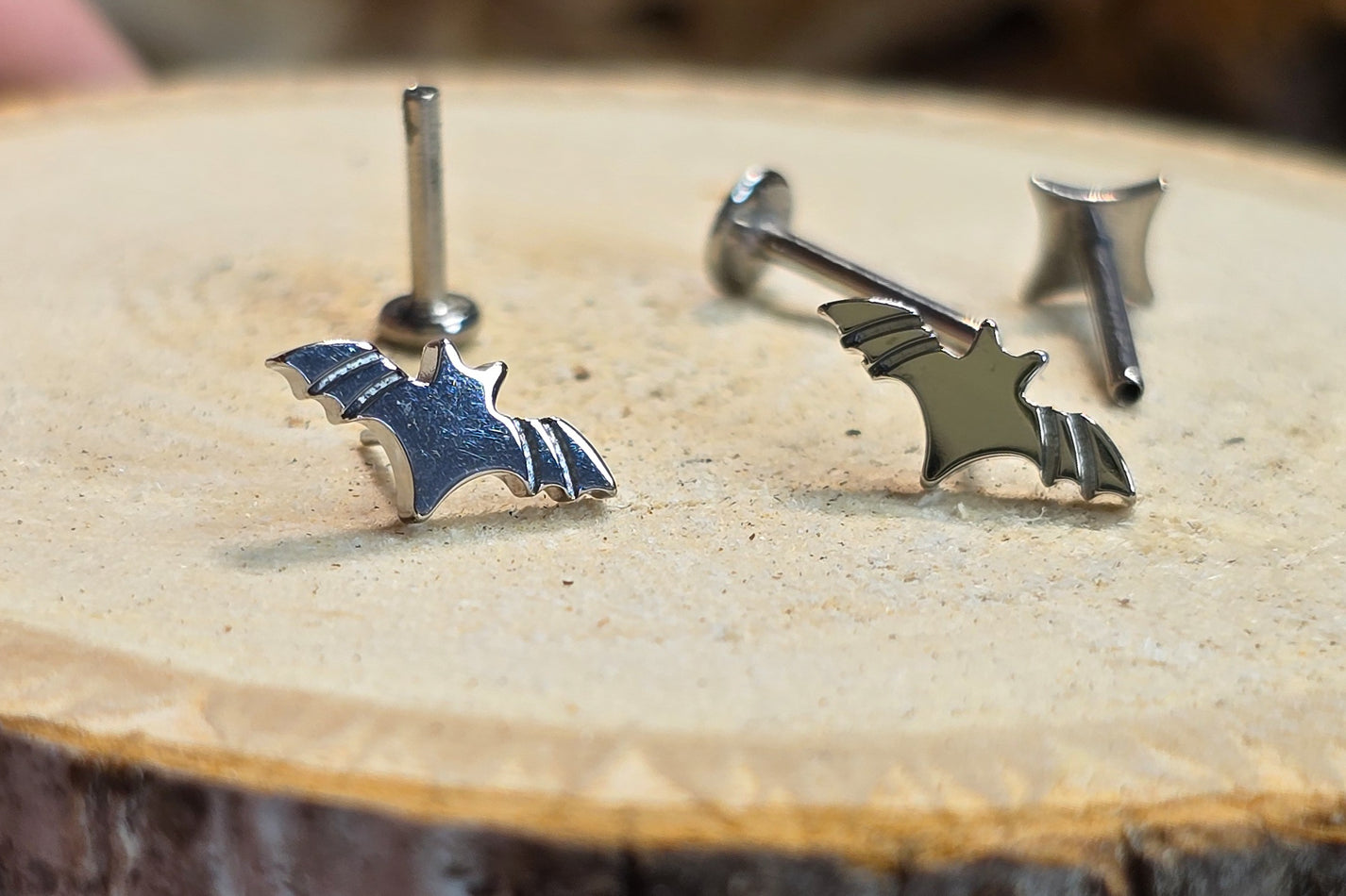 Titanium Bat Threadless Earring – Lux Punk